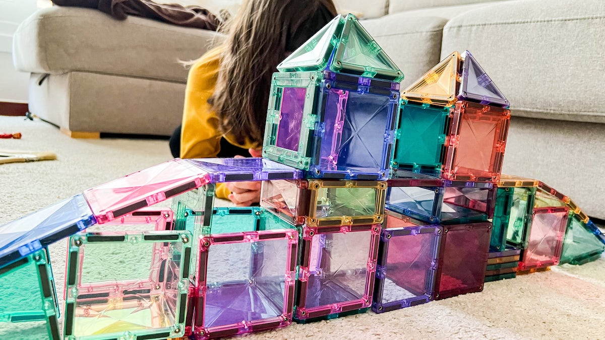 Connetix tiles have enchanted us! How we love to play!