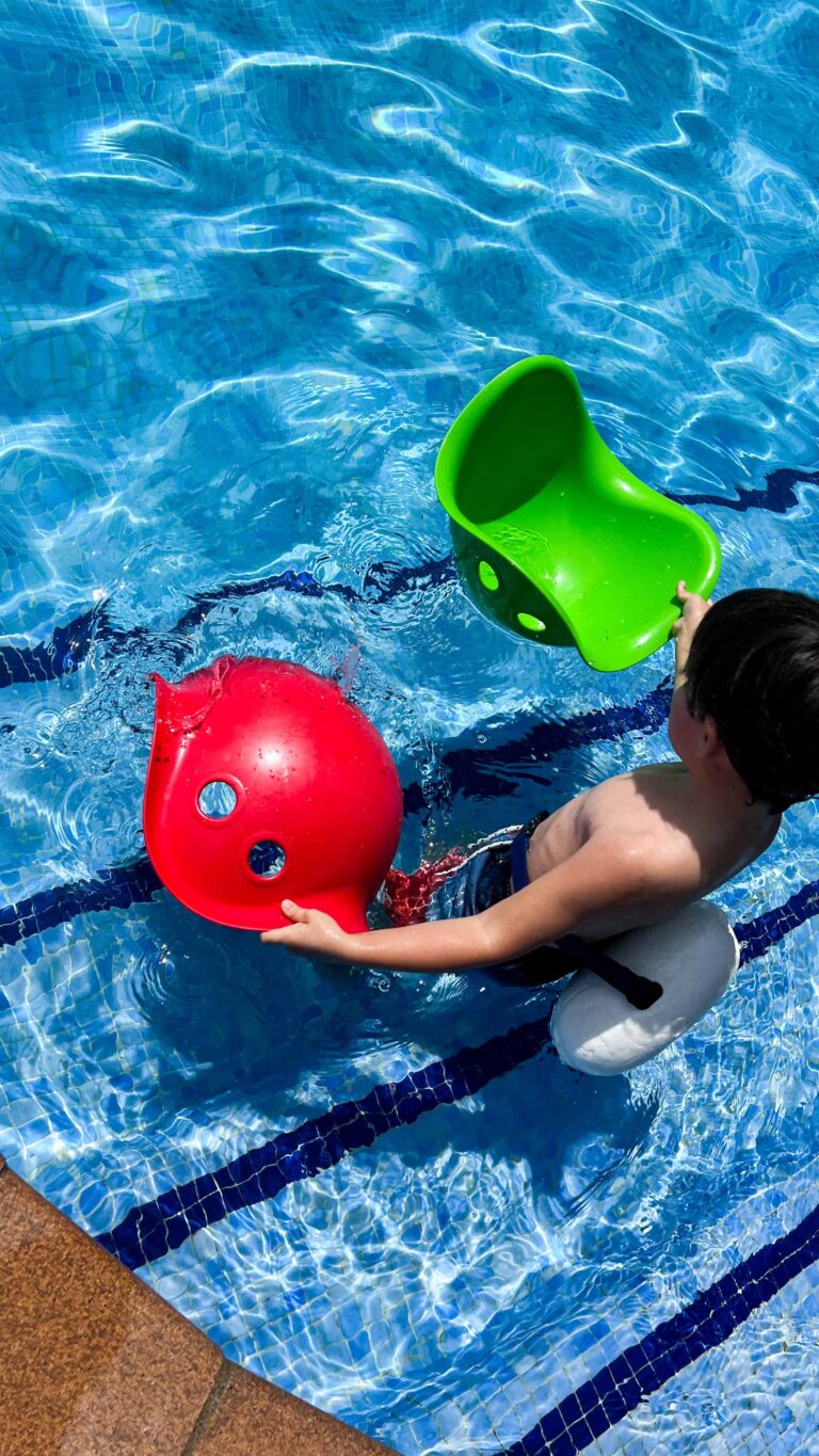 10 Wonderful Water Toys to make Water Play magical