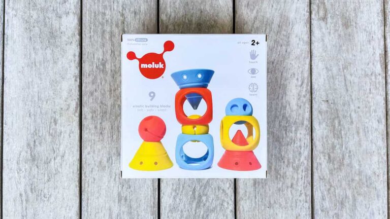 10 Wonderful Water Toys to make Water Play magical